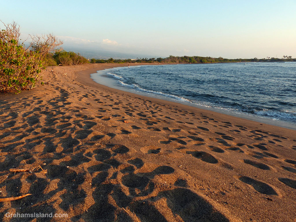 Beach at Kaloko-Honokōhau National Historical Park | Graham's Island